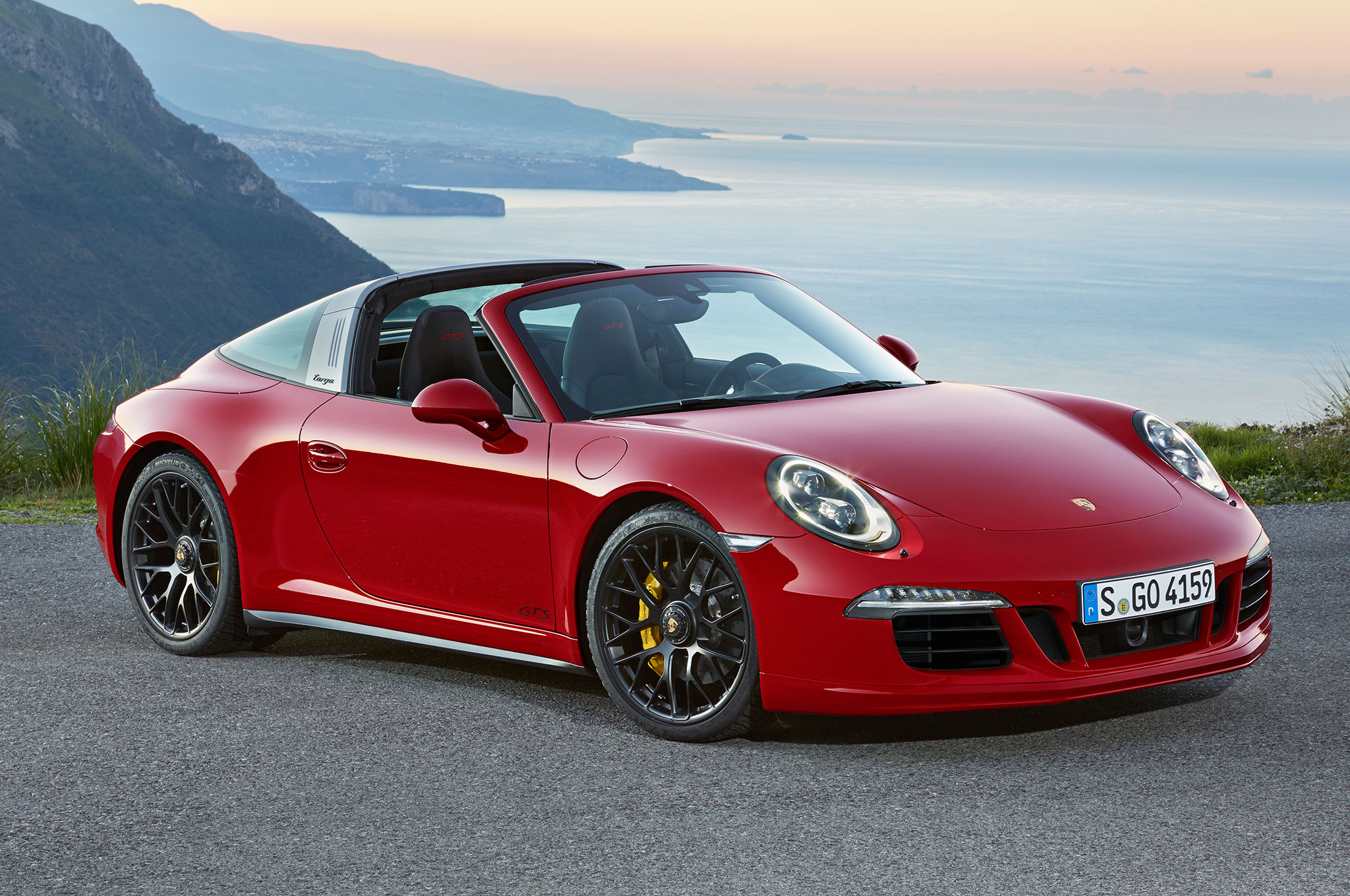 2015 Porsche 911 GTS Cabriolet Review 2015 Porsche 911 GTS Cabriolet Review