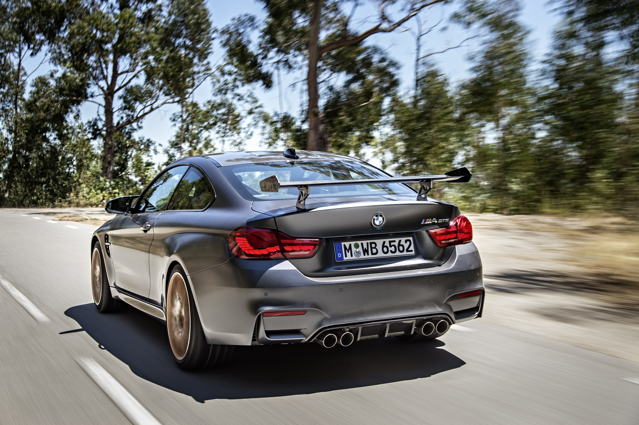 2016 BMW M4 GTS Review 2016 BMW M4 GTS Review