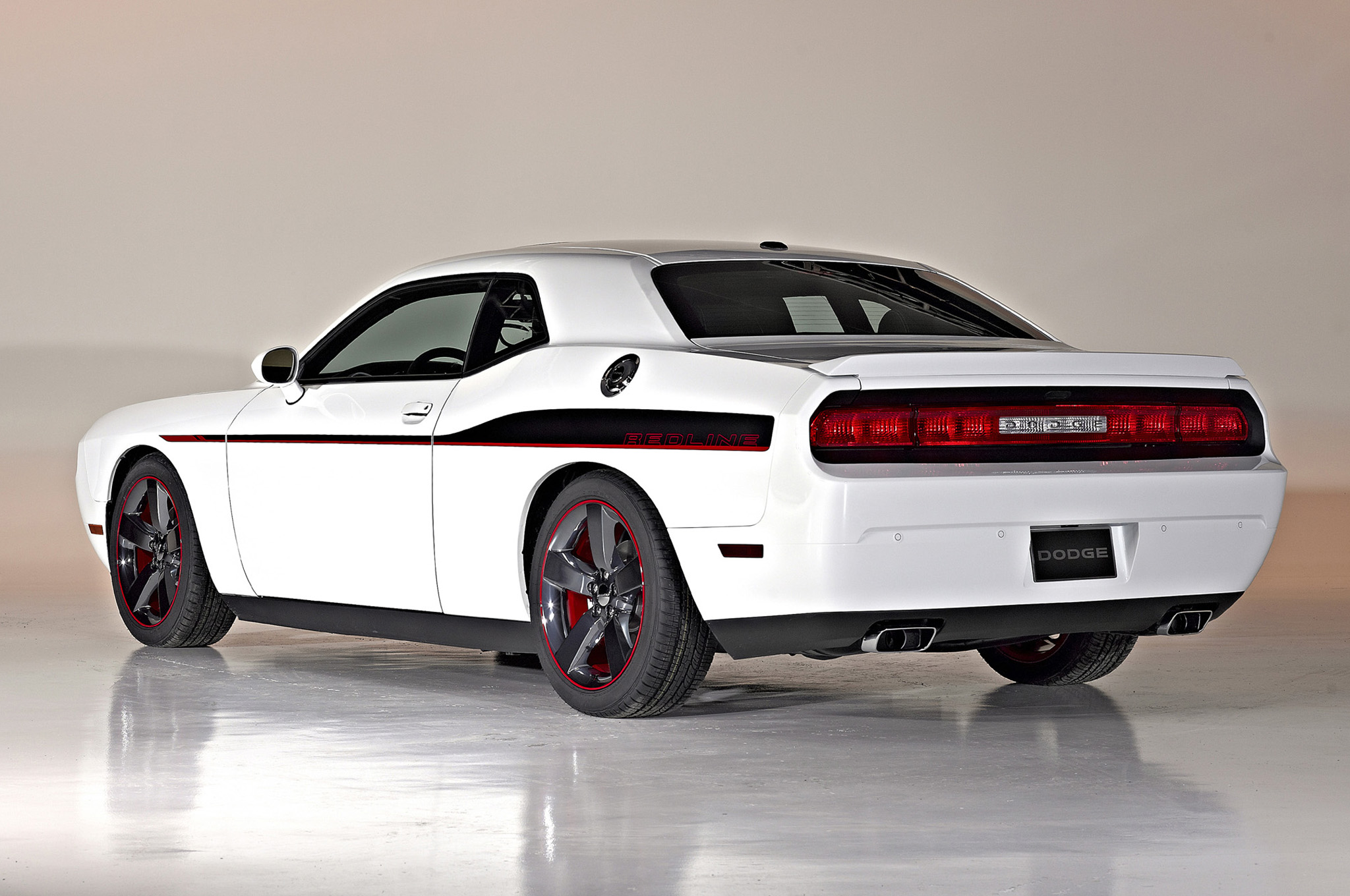 Report: Chrysler Developing 6.2-Liter Supercharged V-8