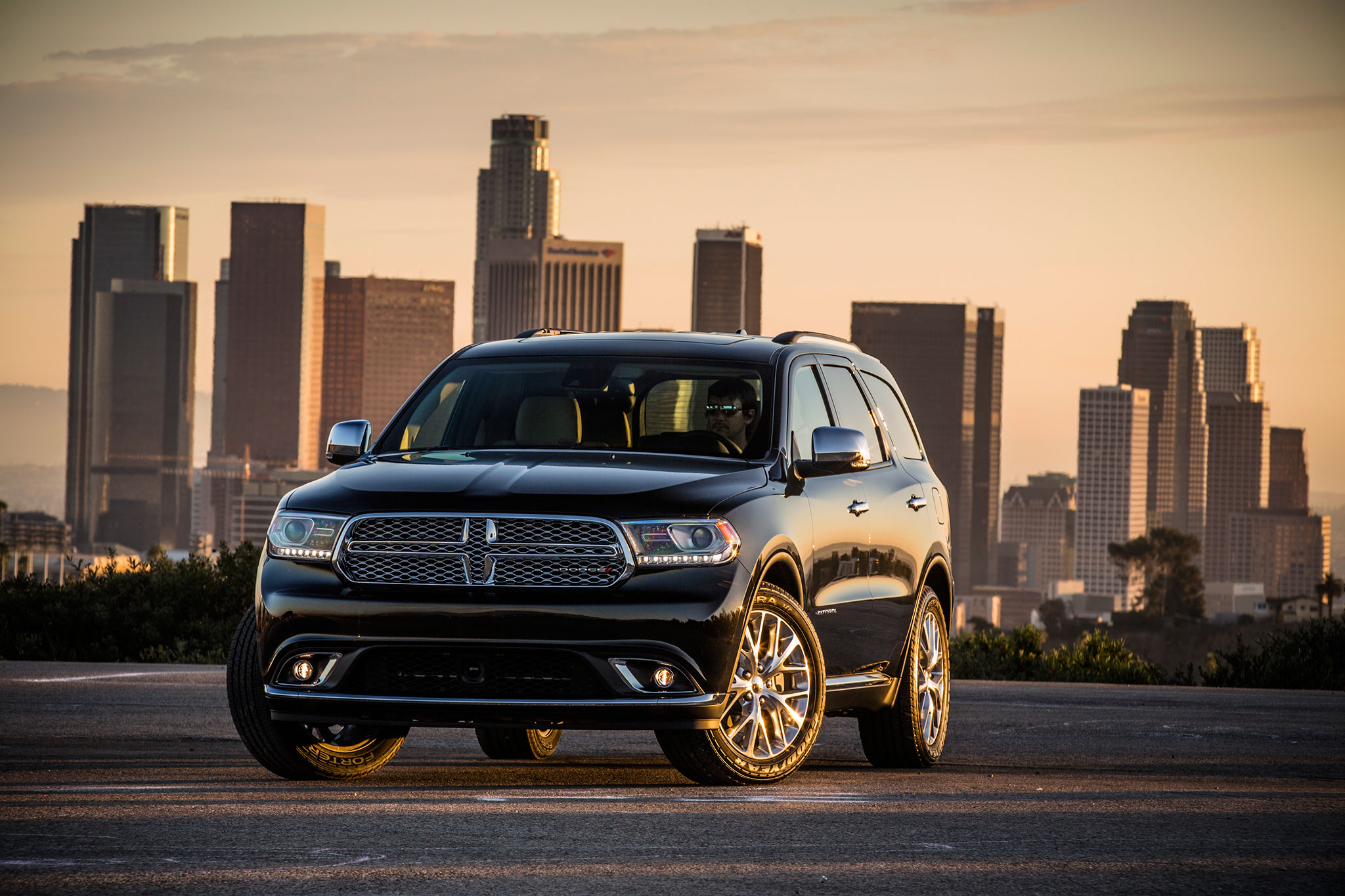 2014 Dodge Durango Gets Mean With New Blacktop Package
