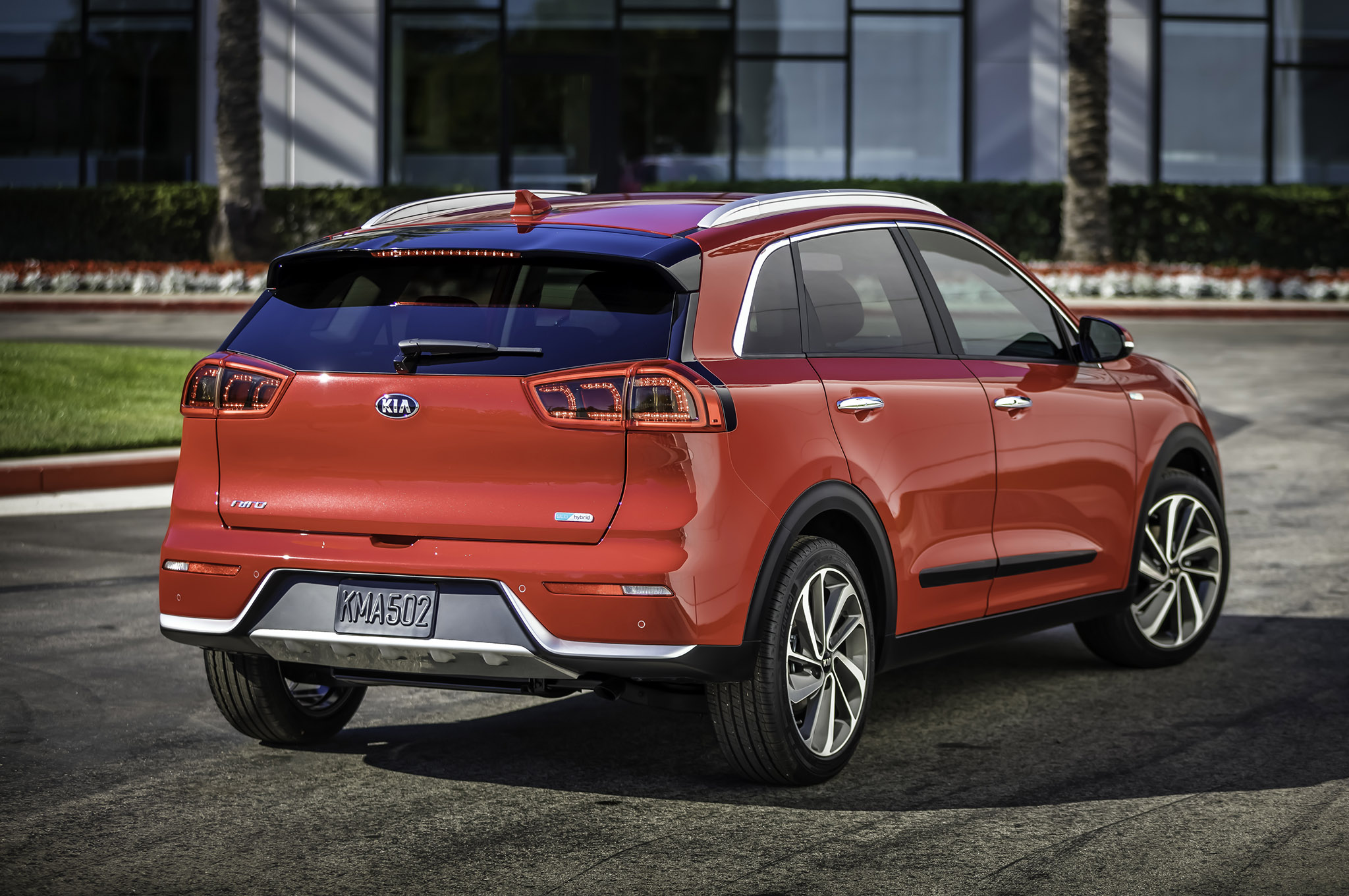 5 Things You Didn t Know About The 2017 Kia Niro Hybrid