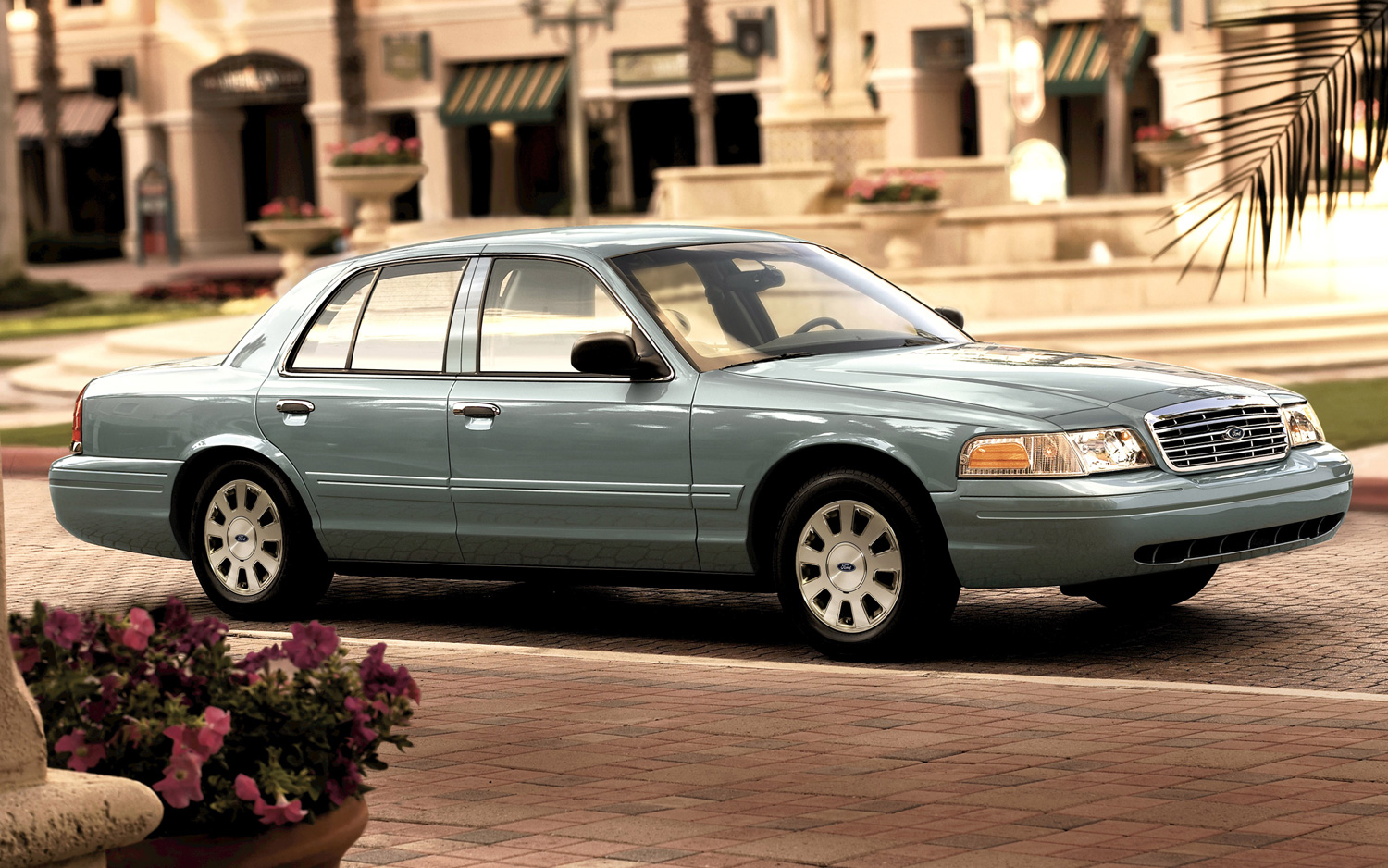 End of an Era: Ford Produces Last Crown Victoria Sedan