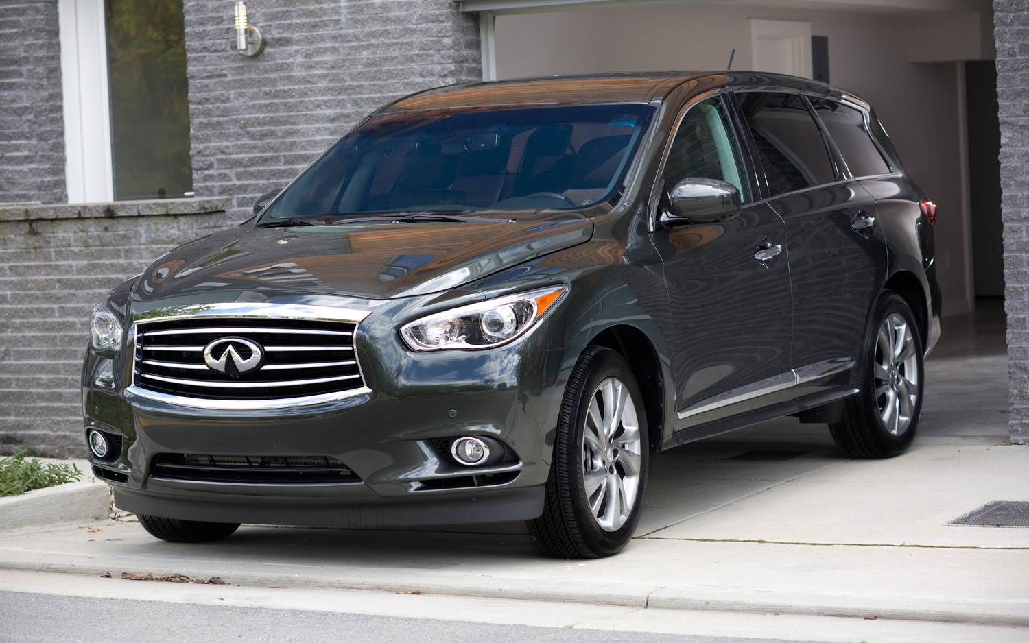 First Look: 2013 Infiniti JX35 - Automobile Magazine