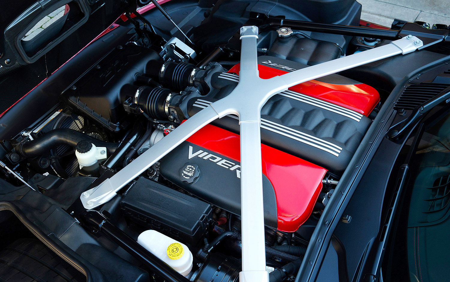 Driven: 2013 SRT Viper - Automobile Magazine