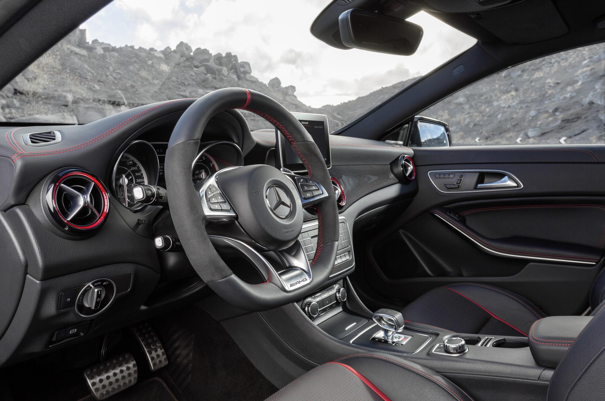 Mercedes-Benz CLA Shooting Brake Debuts for Europe