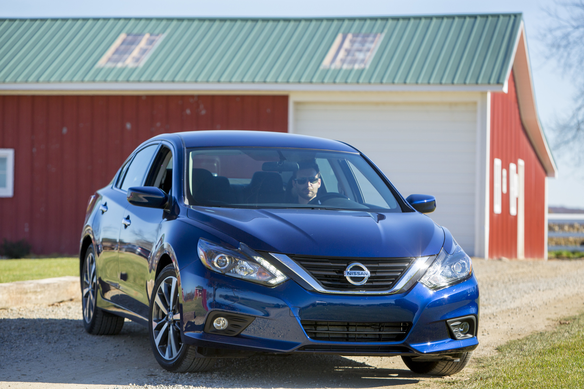 2016 Nissan Altima SR Review