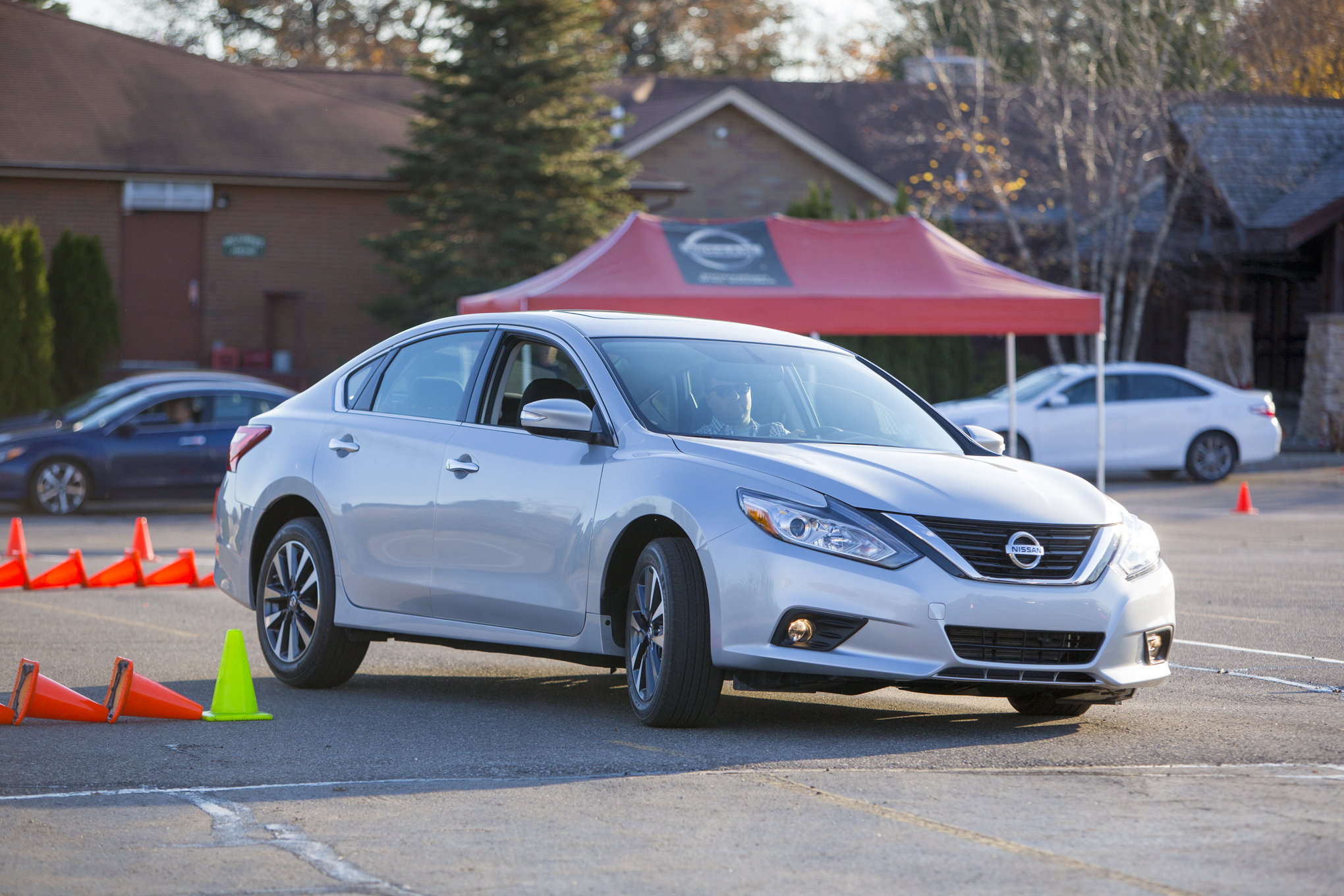 2016 Nissan Altima SR Review