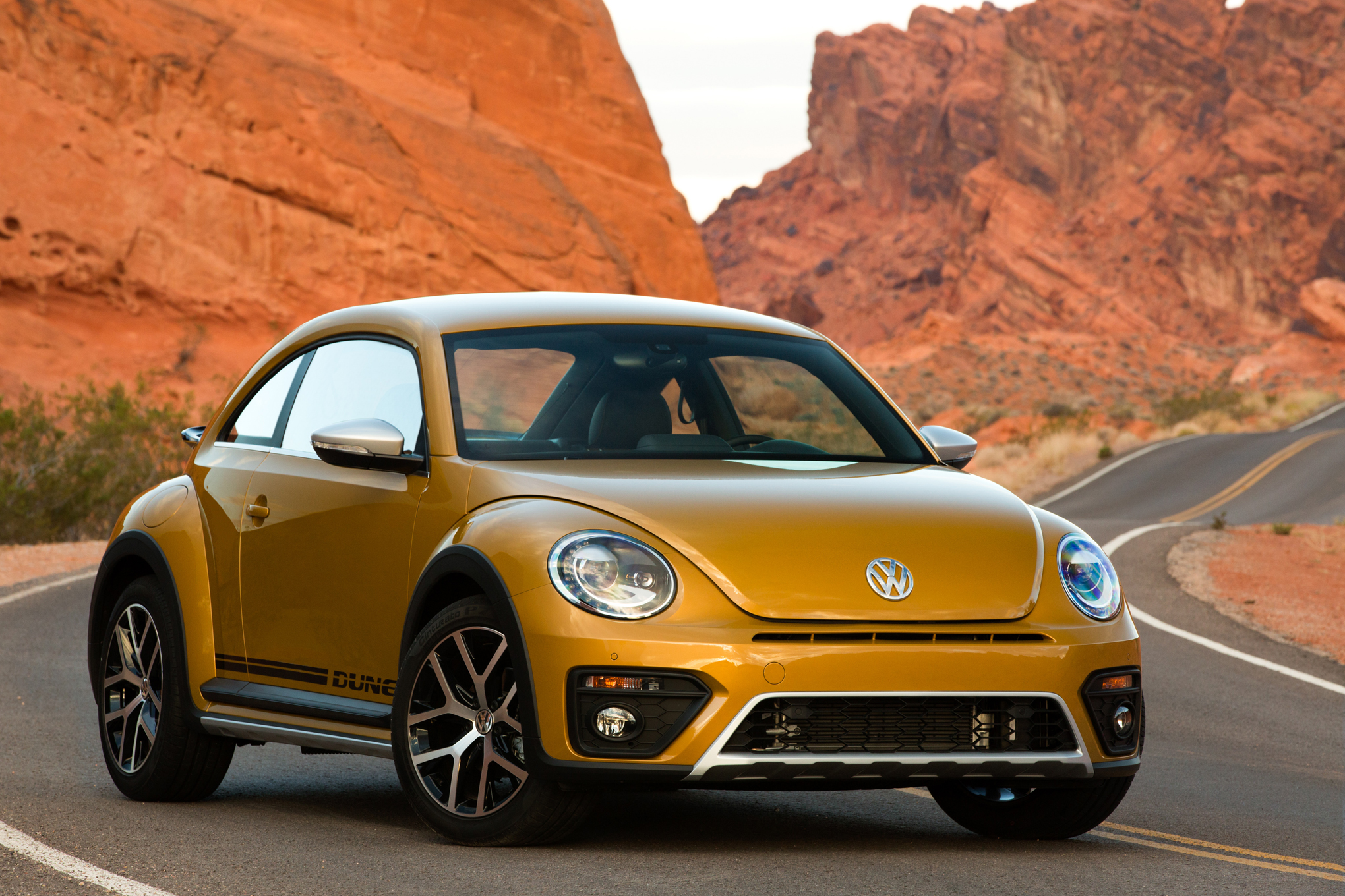 2016 Volkswagen Beetle Dune Review