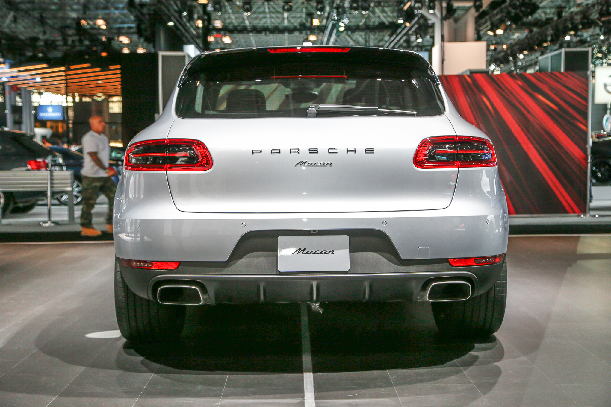 2017 Porsche Macan Adds 252-HP Turbo-Four Base Model | Automobile Magazine