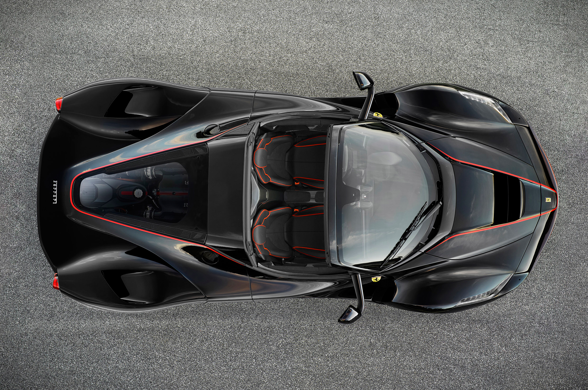 The Sold-Out LaFerrari Aperta Roadster Debuts in Paris | Automobile ...