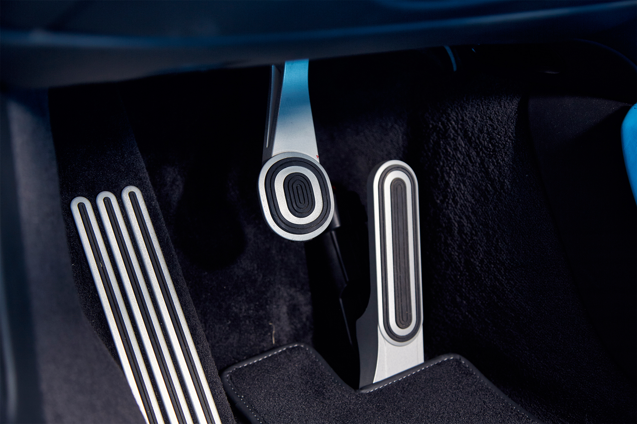 Runaway Model: 2017 Bugatti Chiron | Automobile Magazine Runaway Model: 2017 Bugatti Chiron | Automobile Magazine